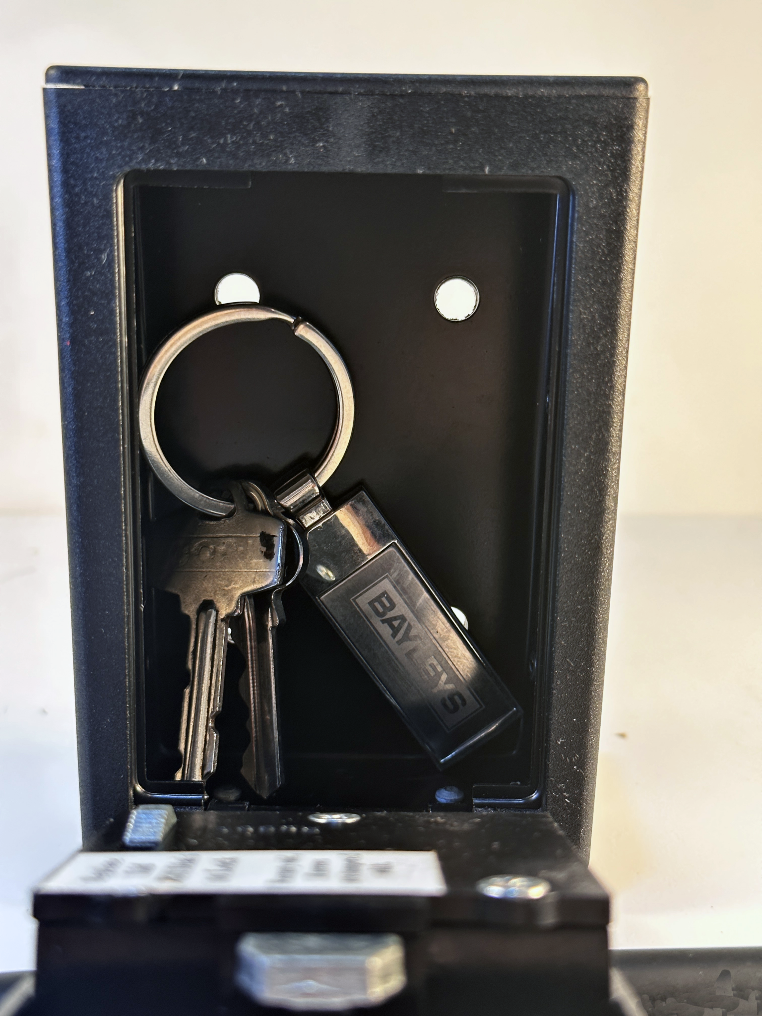EZI-SET WALL MOUNTED LOCK BOX – SH007 - Surelock Homes